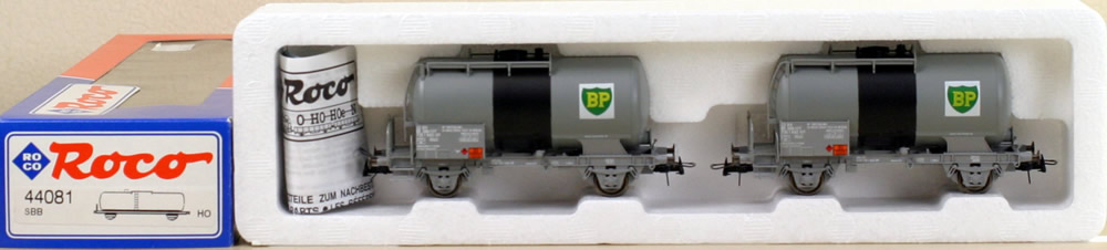 Consignment 44081 - Roco 44081 BP Tank Cars
