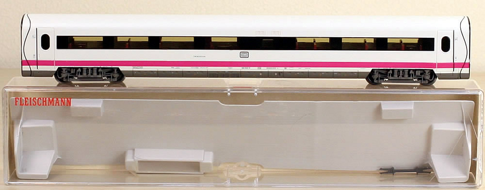 Consignment 44610 - Fleischmann 4461 ICE 1Center Coach