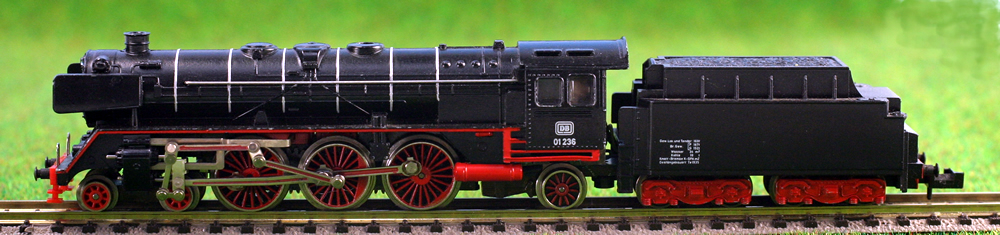 Consignment 51215500 - MiniTrix BR 01 4-6-2 Express Locomotive