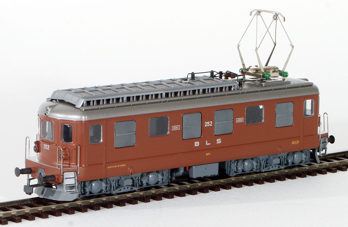Consignment HAG183 - HAG Swiss Electric Locomotive Ae 4/4 of the BLS