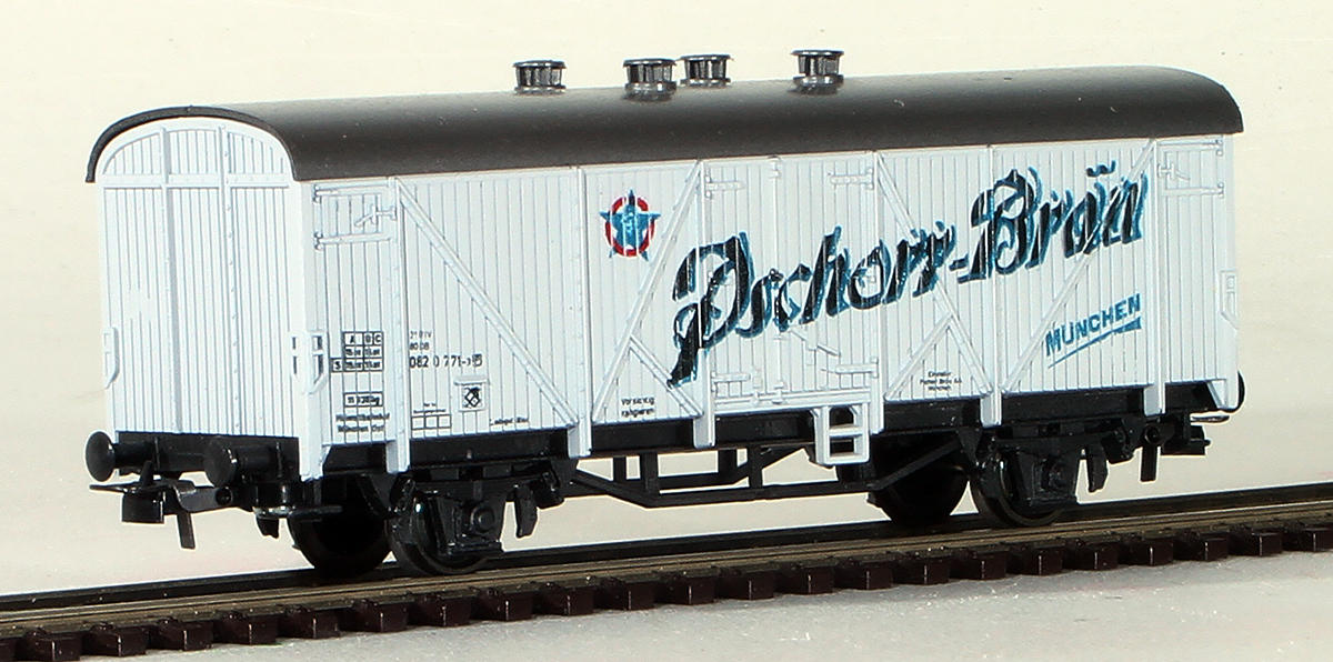 Consignment RO4312B - Roco German Refrigerator Car with Pschorr-Brau Logo