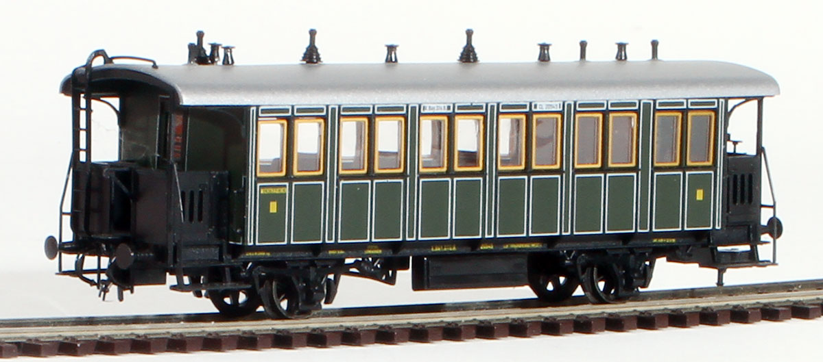 Consignment RO44827 - Roco German 3rd Class Passenger Car of the K.Bay ...