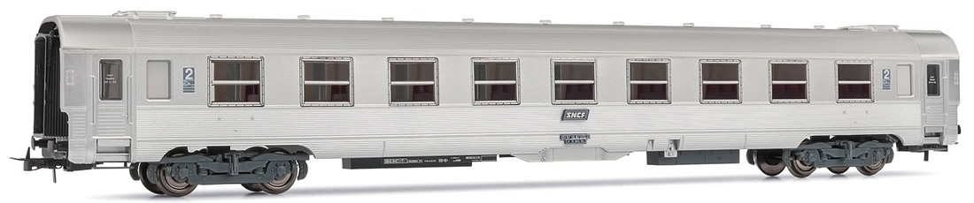 Jouef HJ4111 - French DEV inox A9tj 2nd class coach of the SNCF