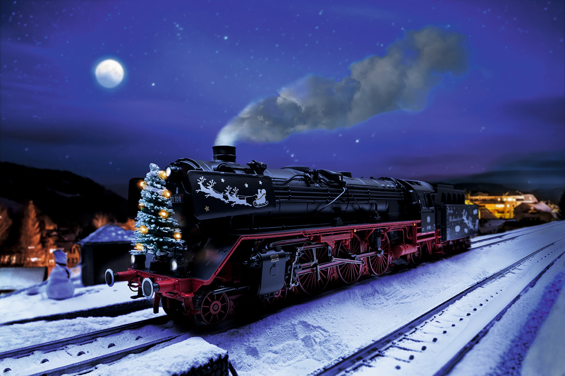Marklin 39006 - German Steam Locomotive Class 01 of the DB Chistmas ...
