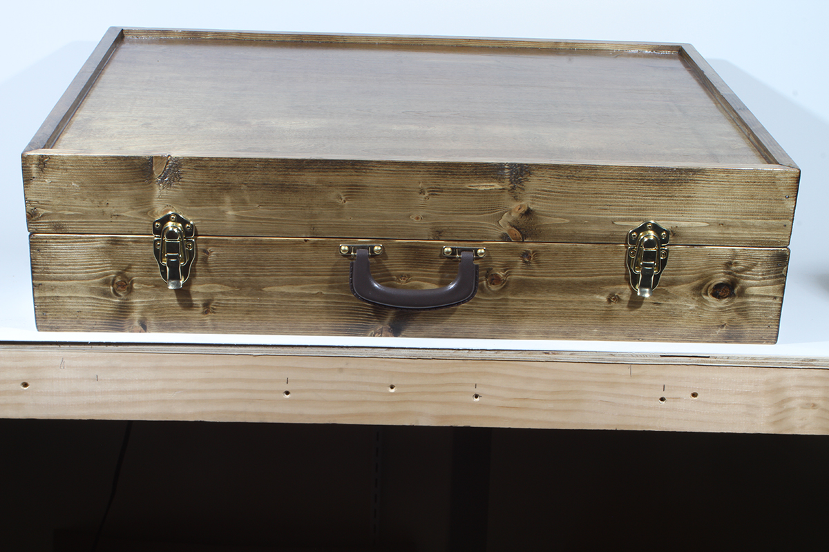 REI Models BC001 - Newfoundharbor Briefcase Layout