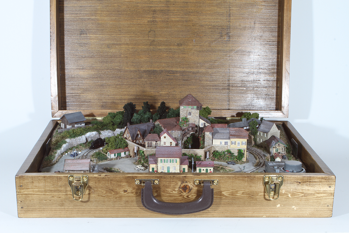 REI Models BC003 - Rothenburg Custom Briefcase Layout