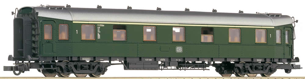 Roco 44444 - A4üe-23 1st Class Express Coach